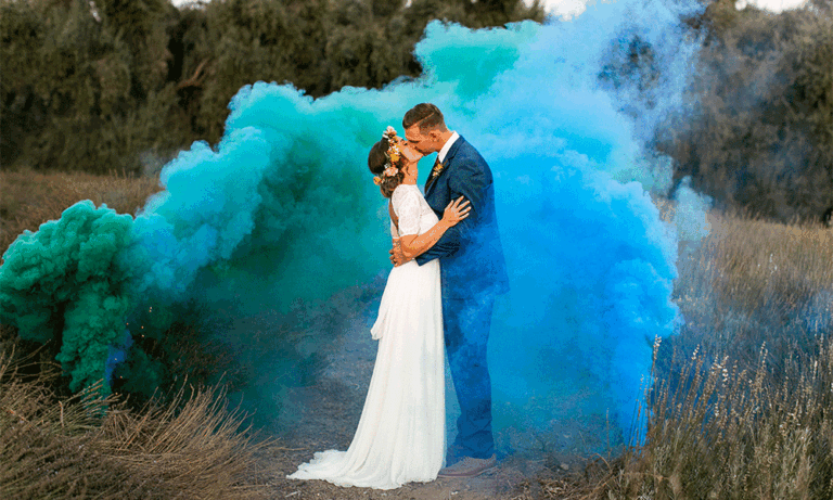 How to use Best Smoke Bombs for Photography - Fun Photo Box